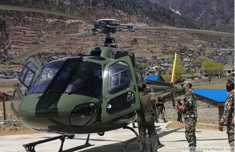 उच्च रक्तस्राव भएकी सुत्केरीको हेलिकोप्टरबाट उद्धार - NewsCenterNepal.com